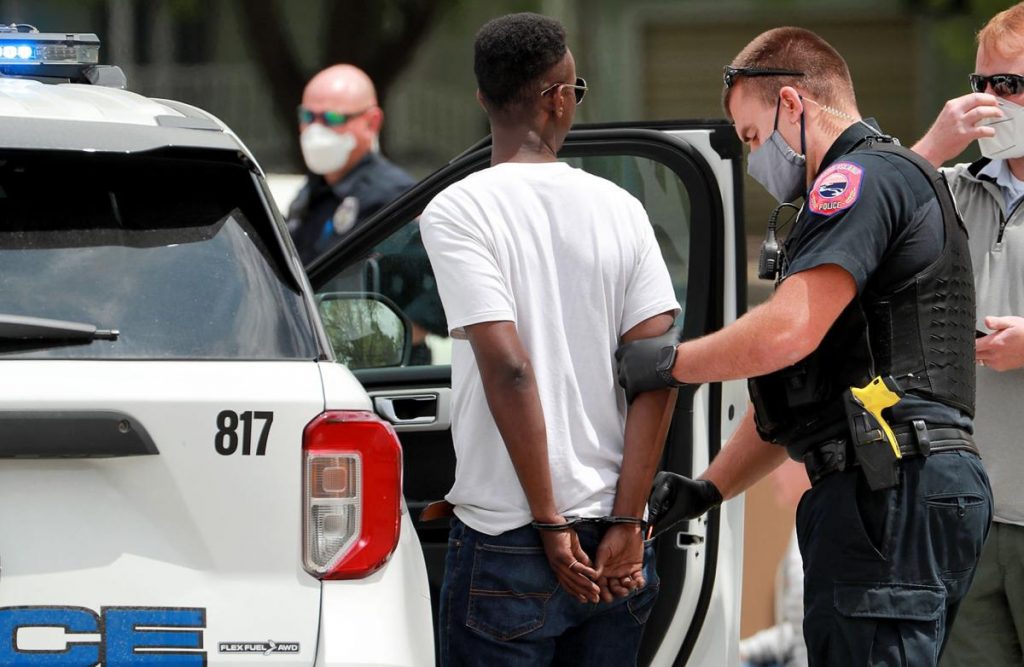 Should Police Officers be The Ones to Enforce Traffic Laws? - IJ