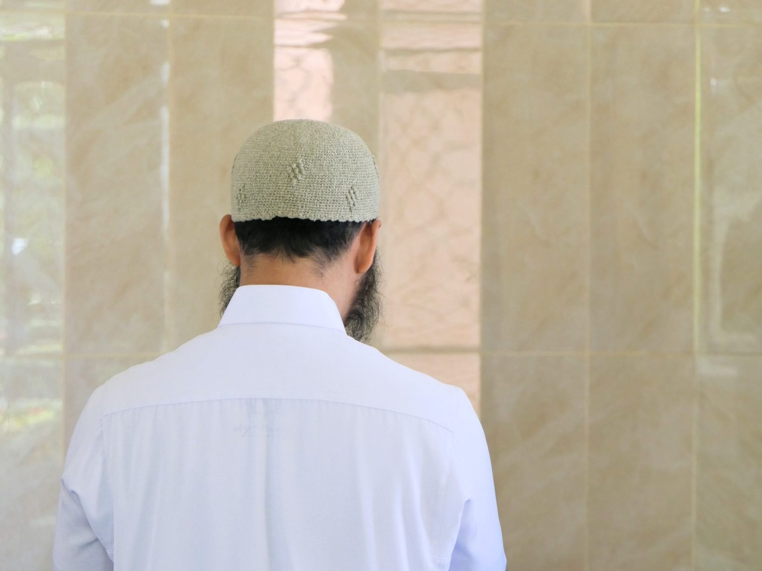 How Does the First Amendment Protect Religion in Prisons? A Breakdown
